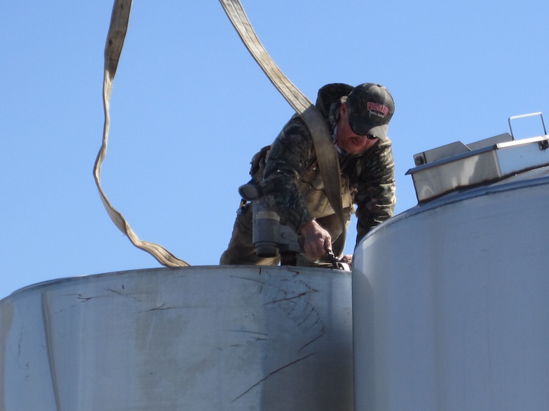 Moving Tanks Into New Containment Area for Blending Bay – BigYield